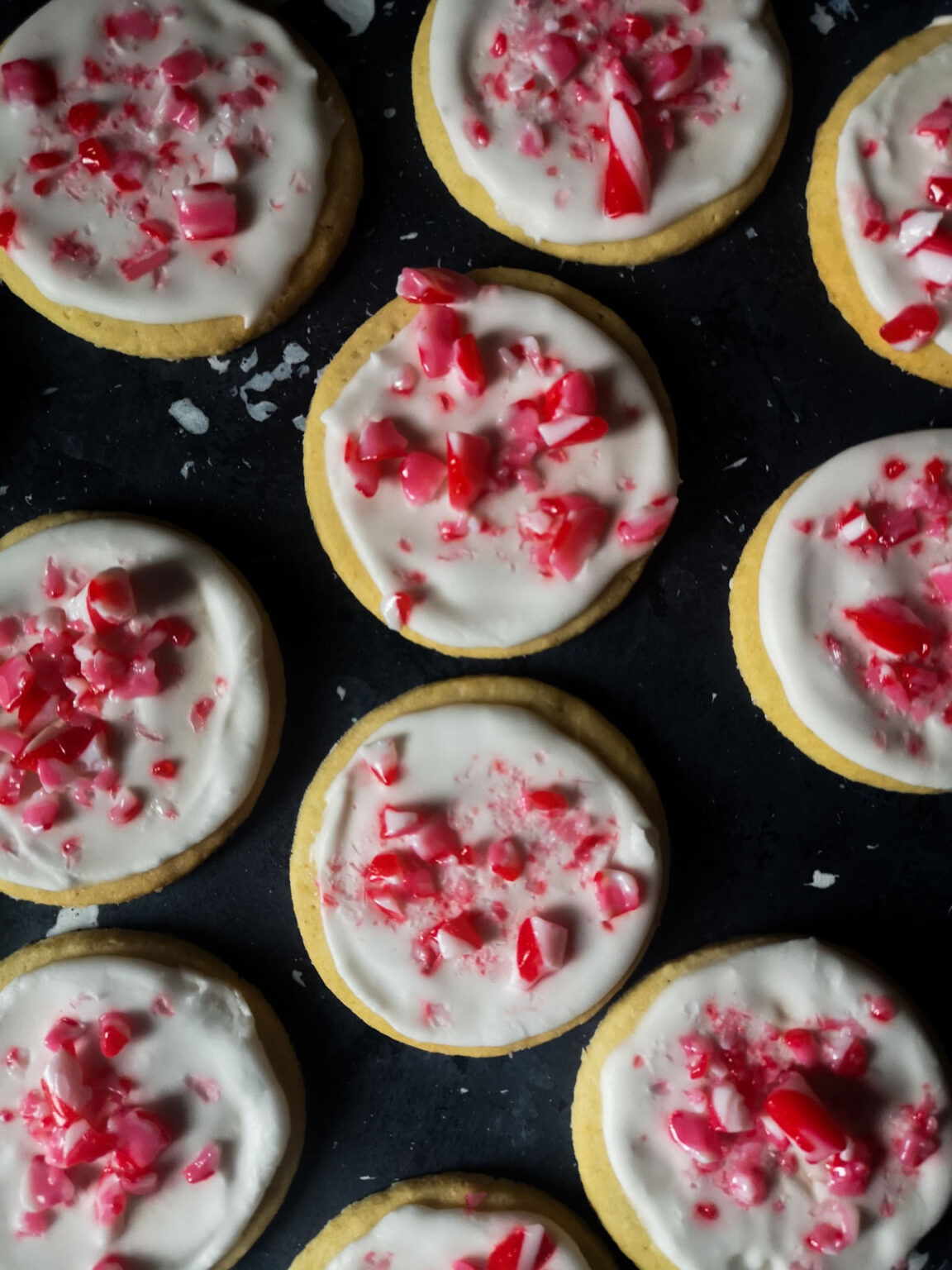 Easy Unique Christmas Biscuit Decorations with Royal Icing - Pink ...