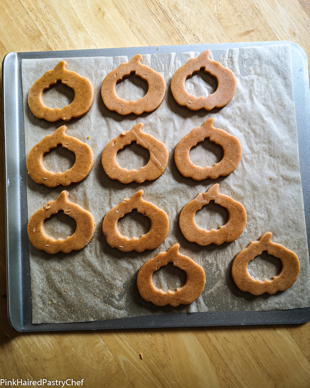 Pumpkin Shaker Cookies Recipe - Pink Haired Pastry Chef