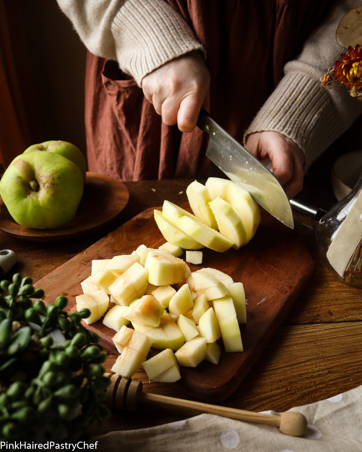 Irish Stewed Apples Recipe - Pink Haired Pastry Chef